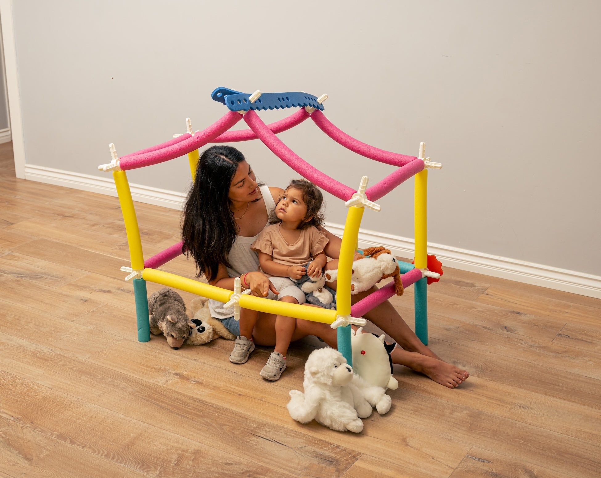 The Benefits of Creative Play: Why Toys Matter – Noodlelox